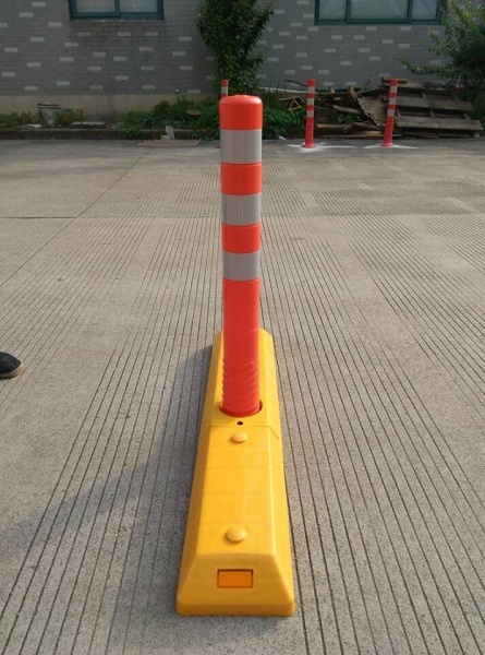 Flexible Post For Plastic lane Block