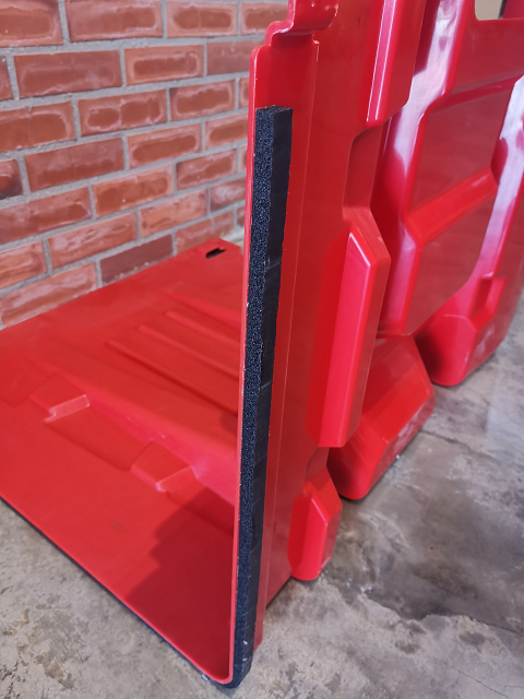 Portable Flood Prevention Barrier -Color Red