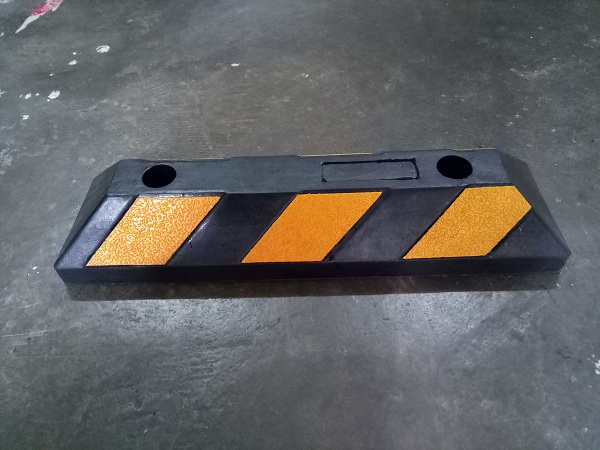 Rubber Wheel Stopper B4 2 Side Reflective