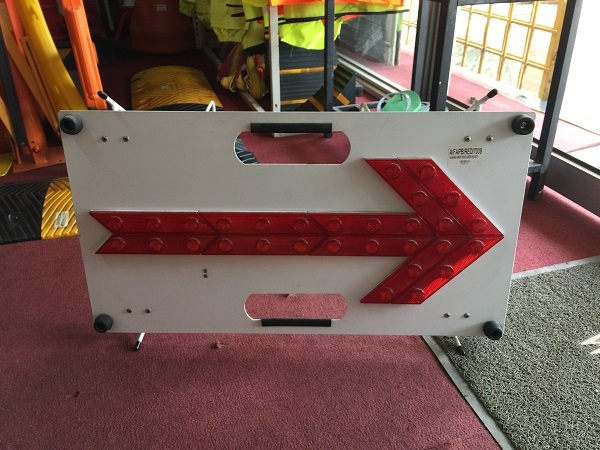 Double Arrow Board - ACCFREE