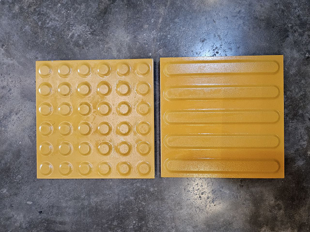CERAMIC PEDISTRAIN TAC TILE YELLOW