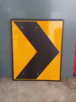 Signboard Chevron (WD.39a / WD.39b)-HIP Sticker